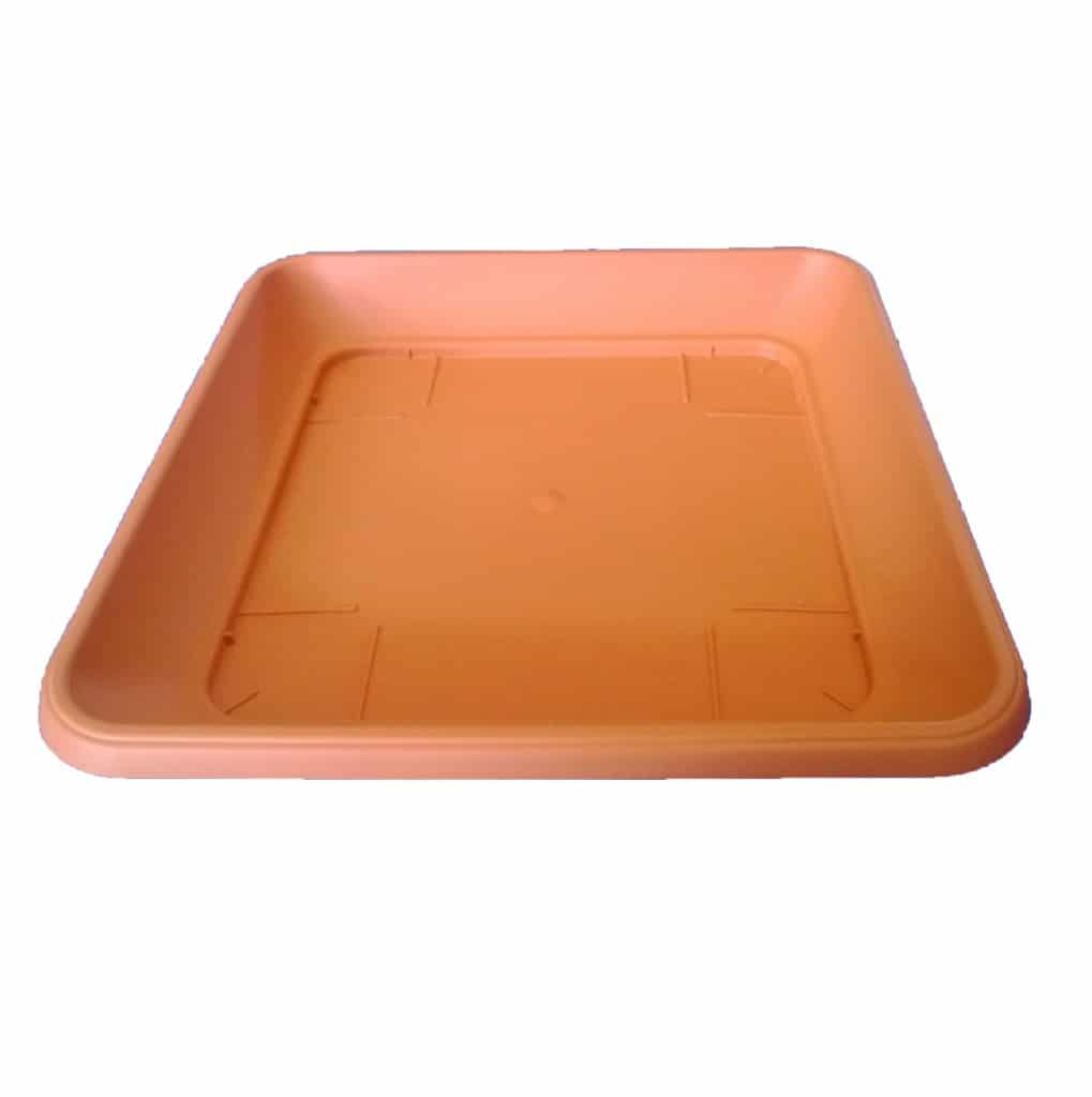 Square saucers - Nuova Plastica Adriatica S.R.L.